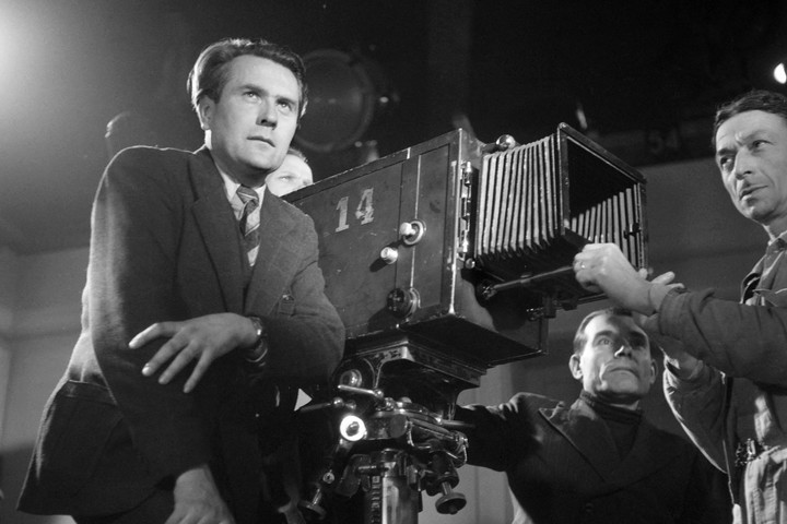 Nyomozás az elveszett filmjeink után Nyomozás az elveszett filmjeink után