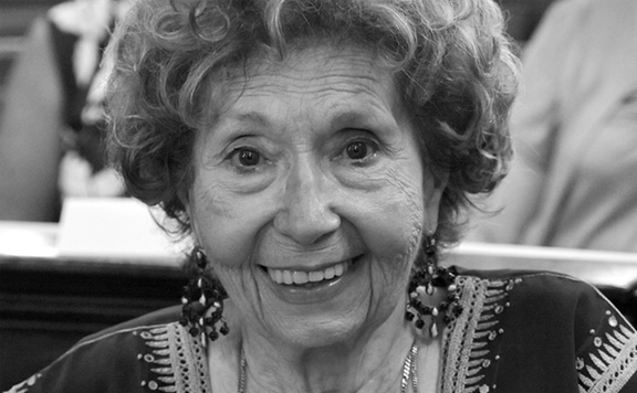 Meghalt Schubert Éva